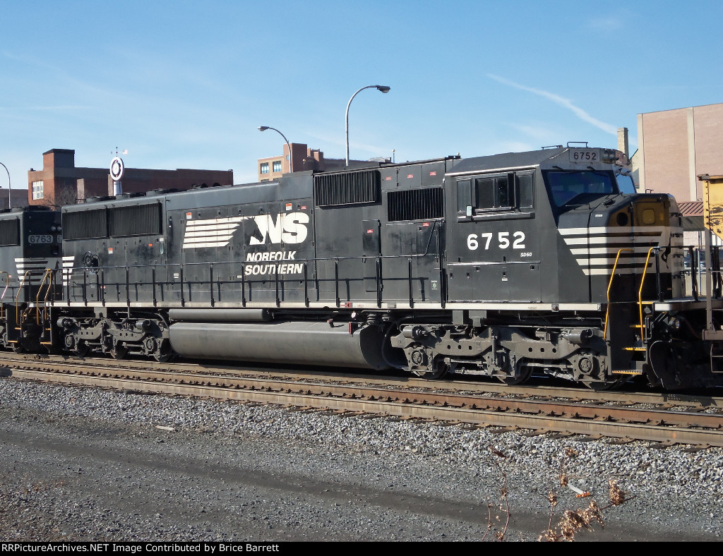 NS 6752